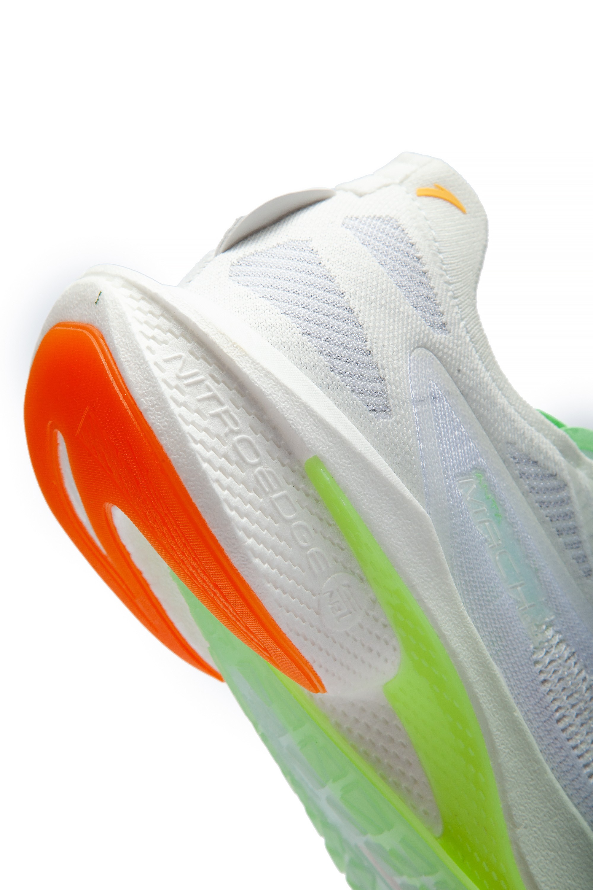 Купить кроссовки для бега Anta MACH 4 PRO (822425584-2) в интернет ...